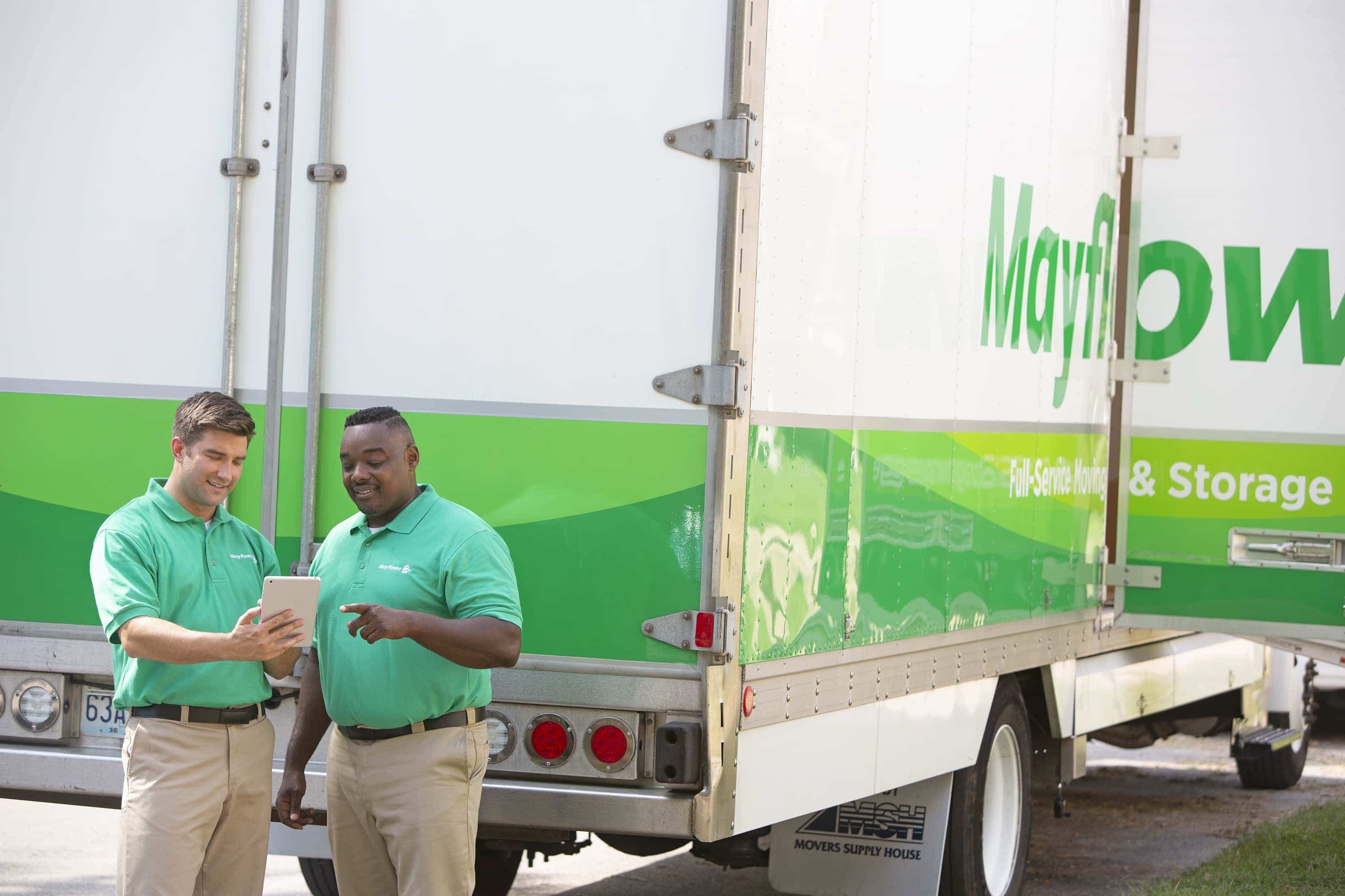 Small Moves from Mayflower® | Apartment Moving Services & More